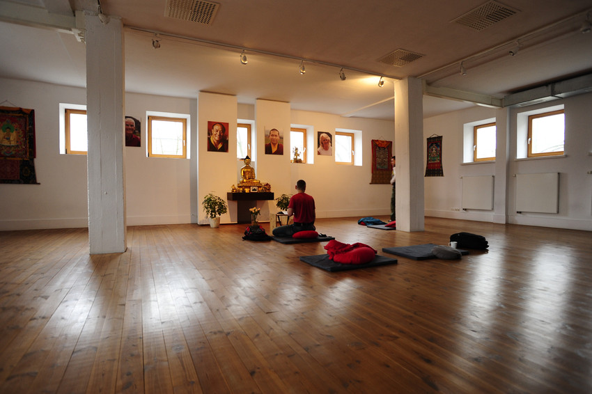 Learn to meditate - Tokyo Diamond Way Buddhist Center